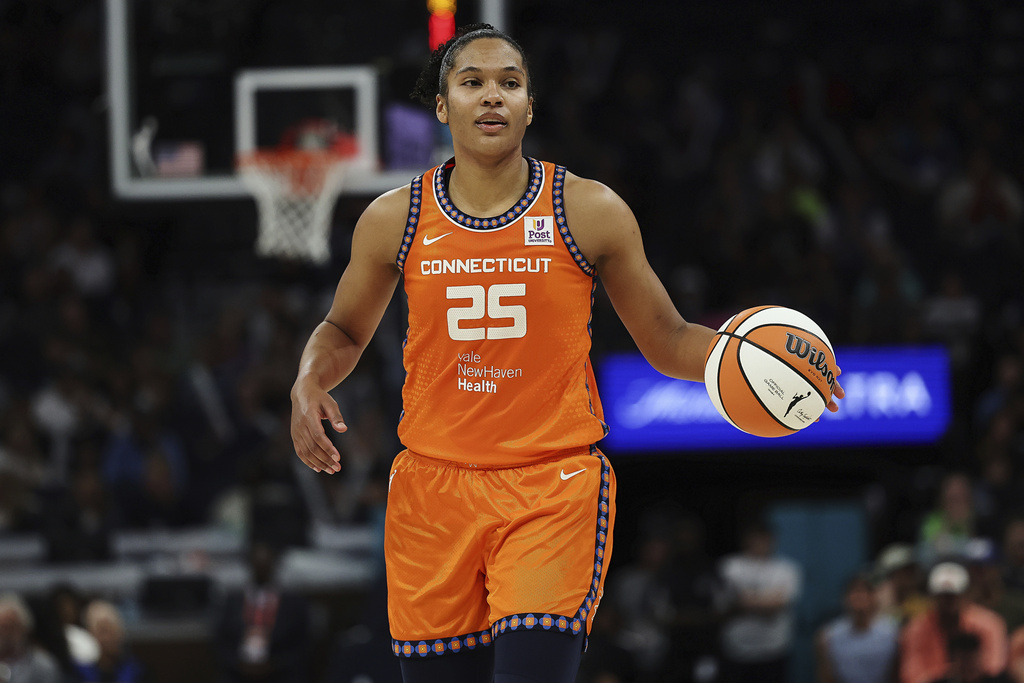 Alyssa Thomas heading to Mercury from Sun in trade, AP source says | News, Sports, Jobs - Maui News